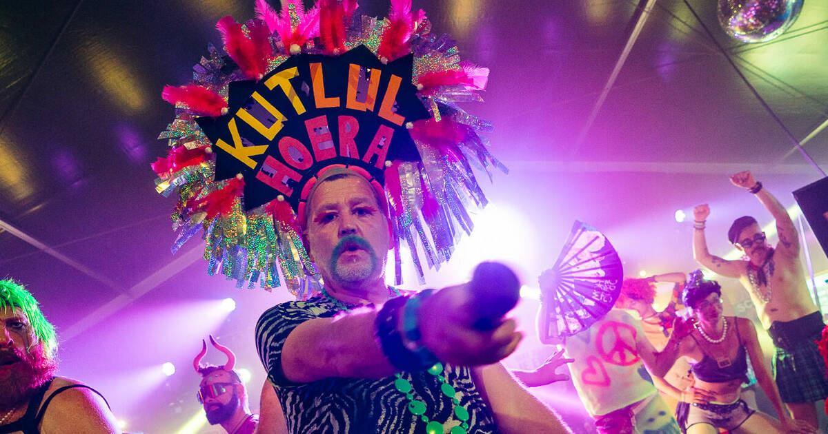 MEIDEN!!! HET PROGRAMMA VAN GAYCAFÉ DE KAST IS HETER DAN OOIT TEVOREN ...